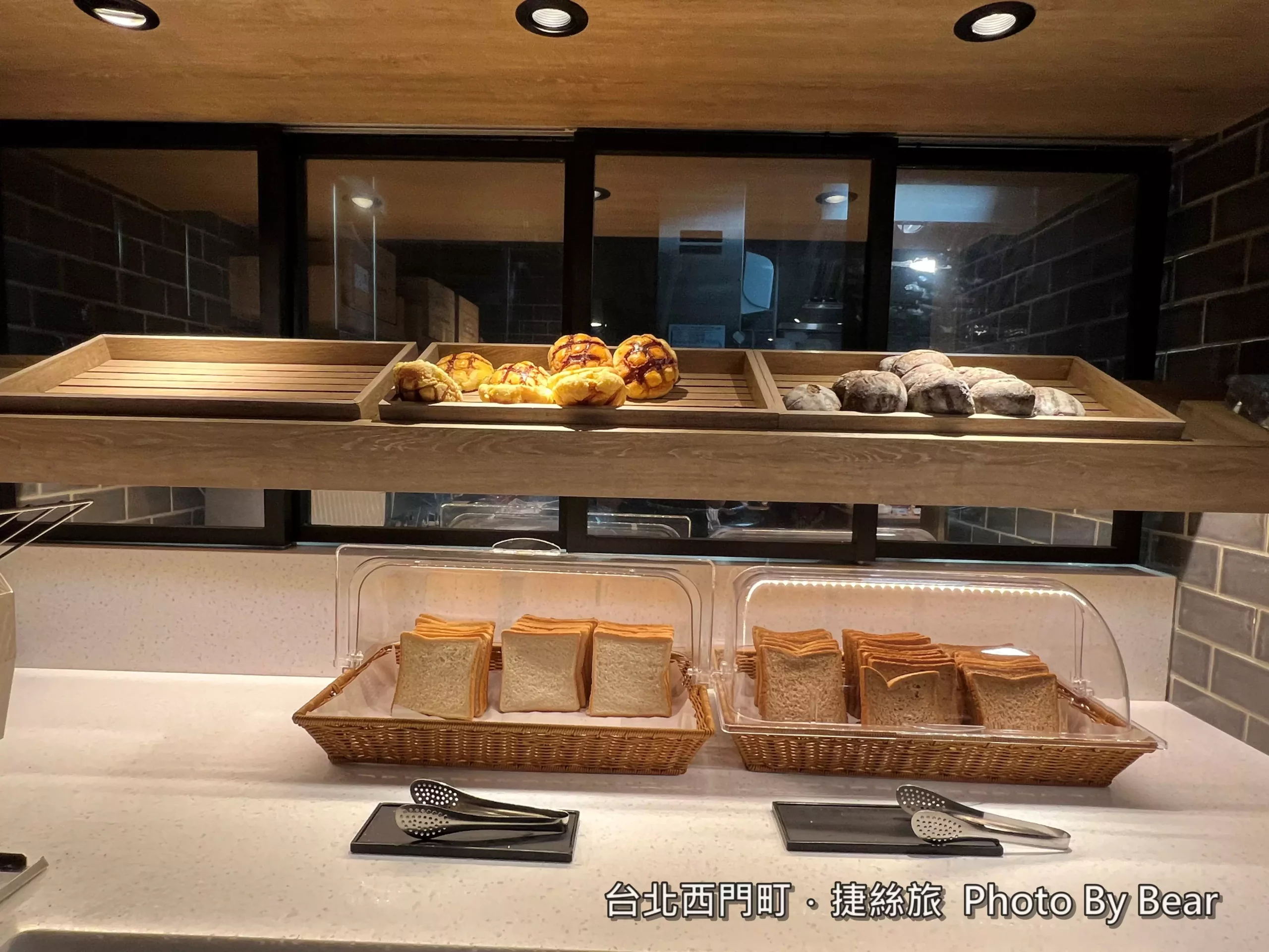 「捷絲旅台北西門館Just Sleep Taipei Ximending | 鄰近西門町商圈及捷運站的質感風格旅店，樓下就有7-11和壽司郎 ...